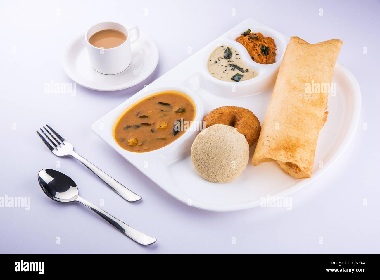 outh indian food dosa, idli or idly, vada, sambar coconut chutney and ...