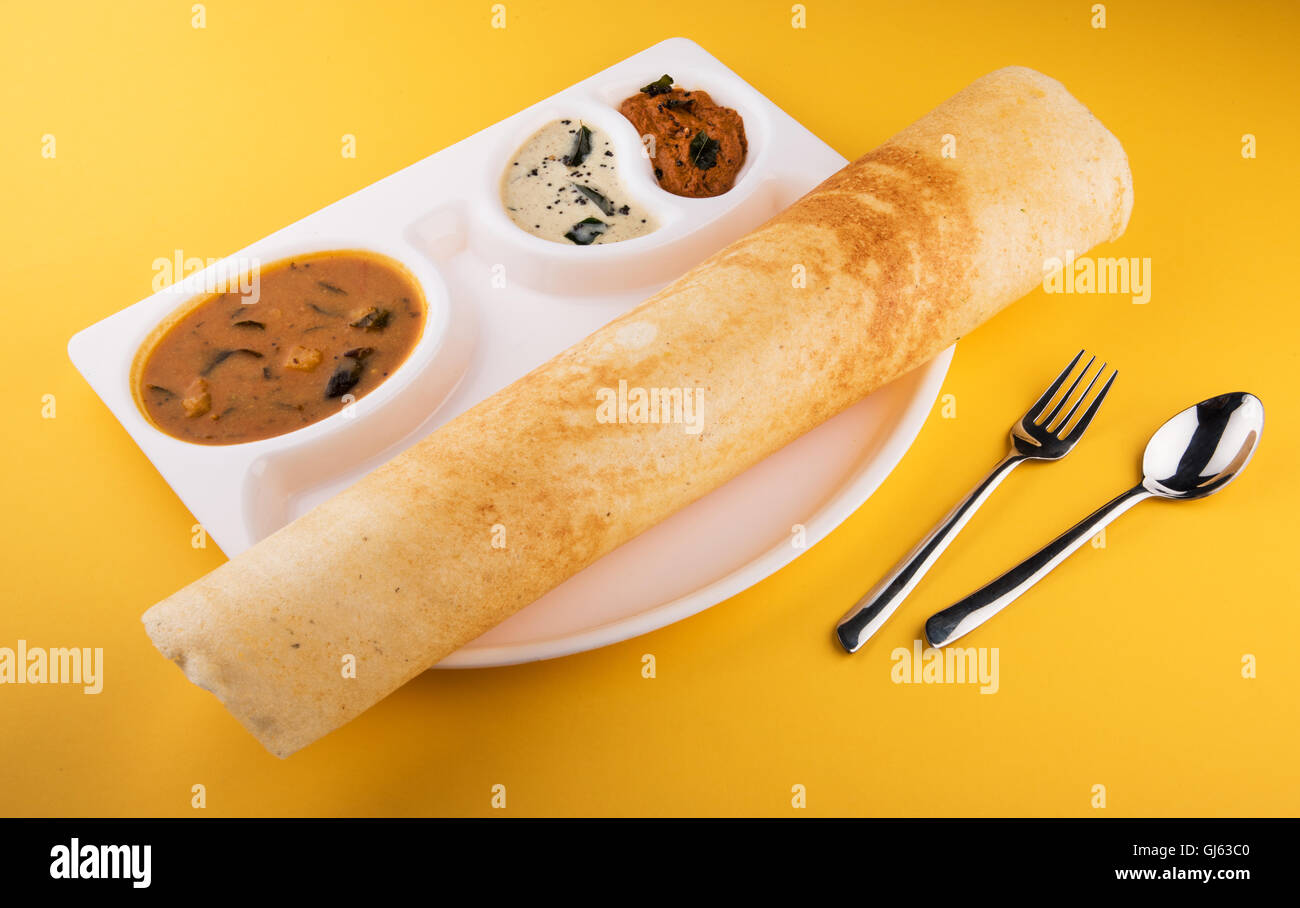 outh indian food dosa, idli or idly, vada, sambar coconut chutney and ...