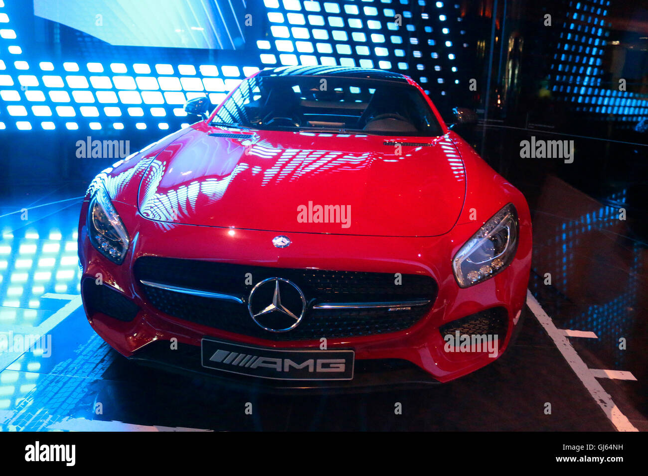 das Logo der Marke "Mercedes Benz", Berlin Stock Photo - Alamy