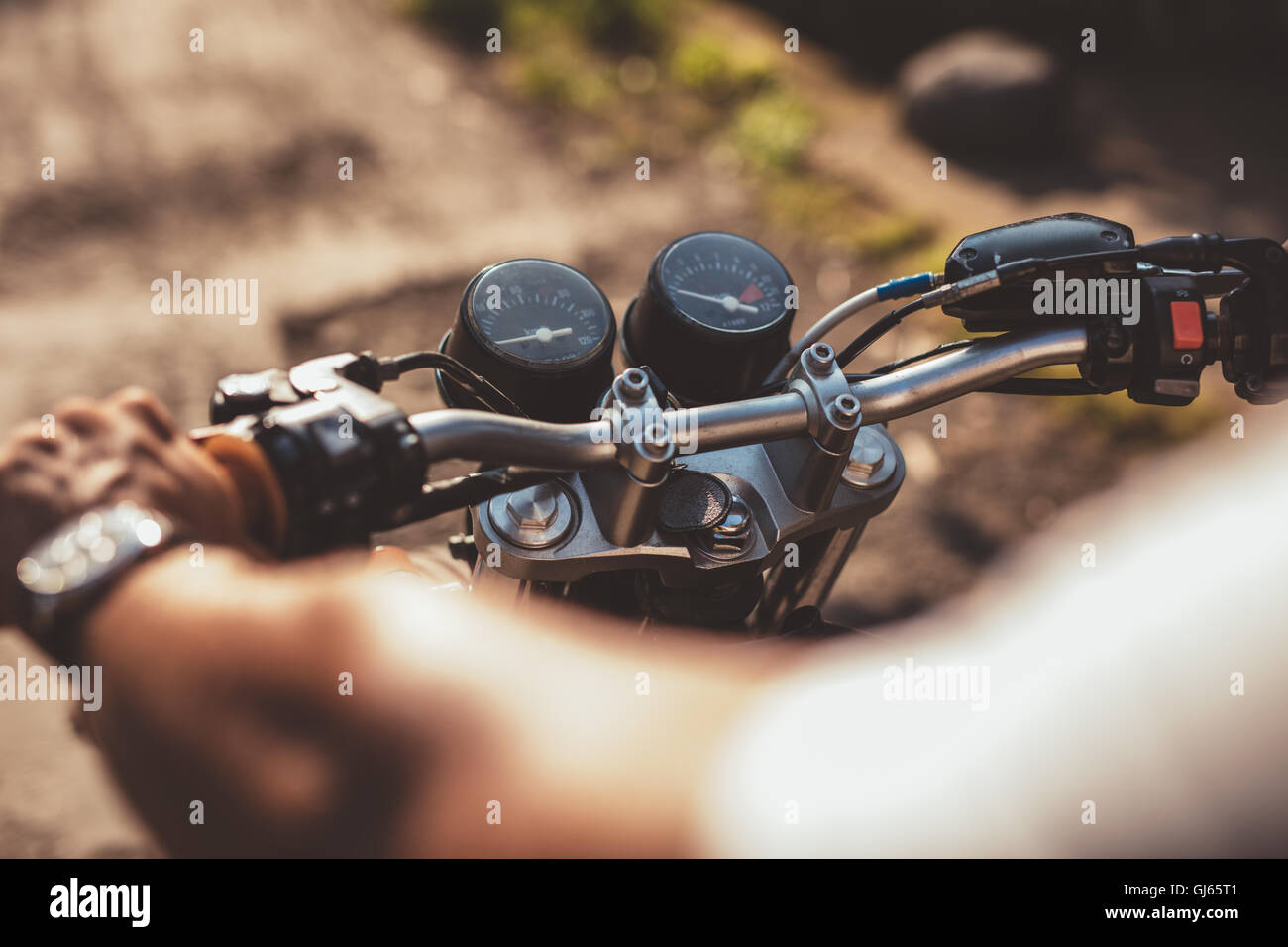 Man riding motorcycle hi-res stock photography and images - Alamy
