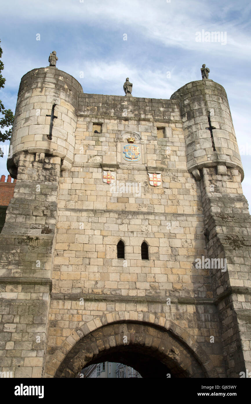 York city wall gate hi-res stock photography and images - Alamy