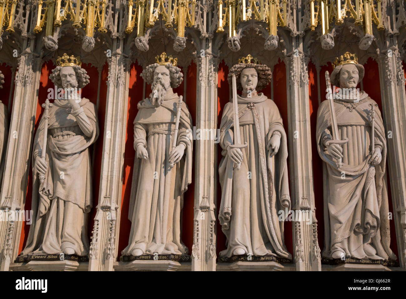 Inside york minster hi-res stock photography and images - Alamy