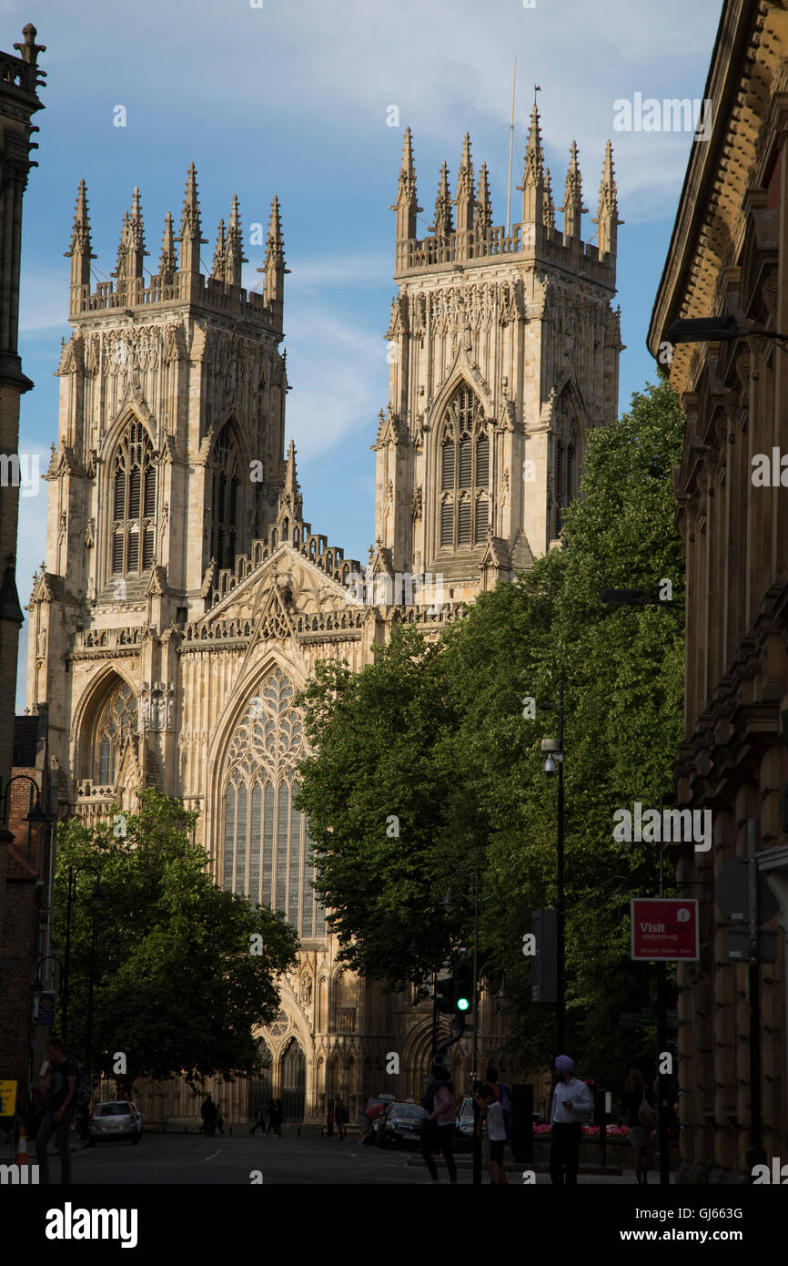 York minster cathedral hi-res stock photography and images - Alamy