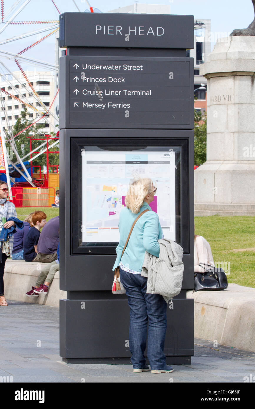 Liverpool docks map hi-res stock photography and images - Alamy
