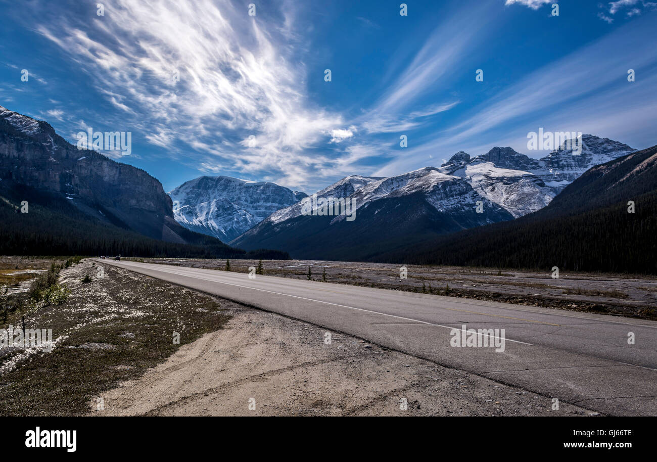 Icefields Parkway, Alberta Stock Photo - Alamy