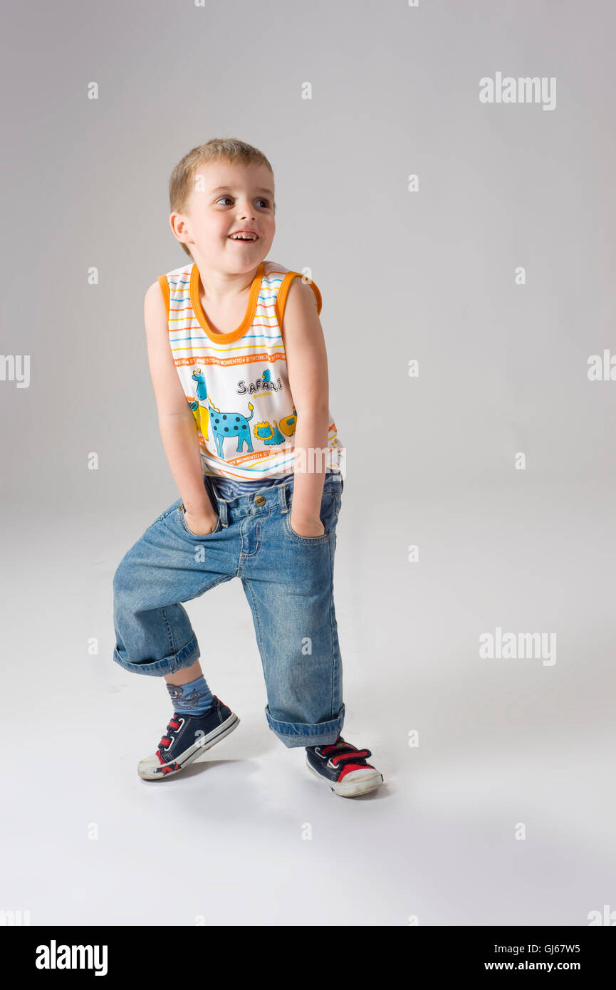 Dancer falling hi-res stock photography and images - Alamy