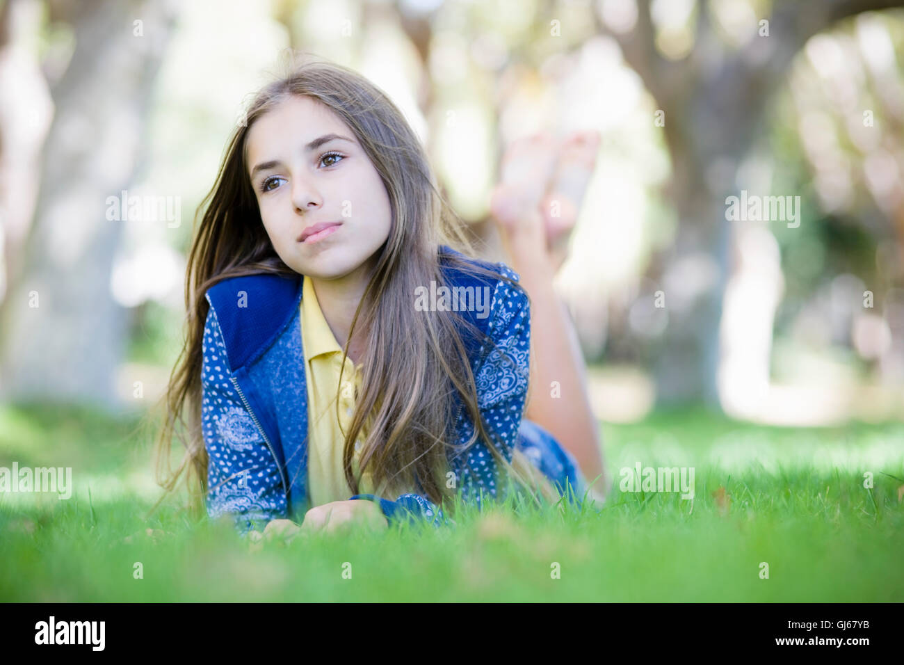Portrait of Tween Girl Stock Photo - Alamy