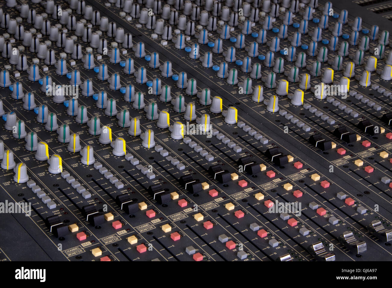 Signal recording hi-res stock photography and images - Alamy