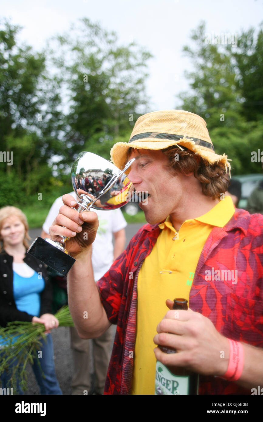 World stinging nettle eating competition hi-res stock photography and ...