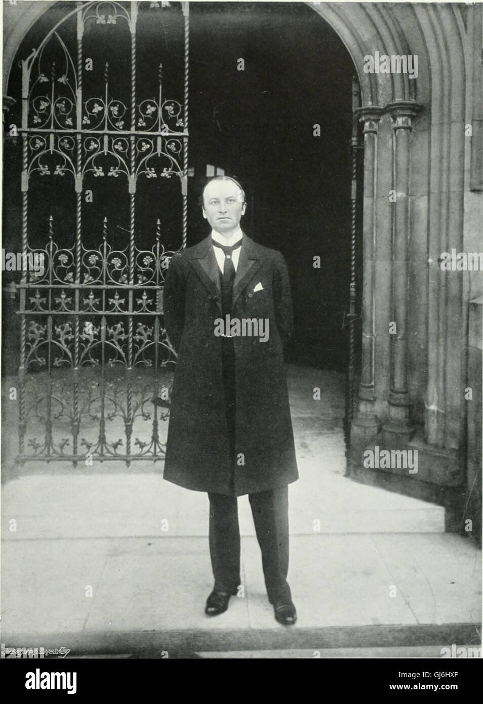 'Sir Benjamin Stone's Pictures' (1906) is a photographic collection ...