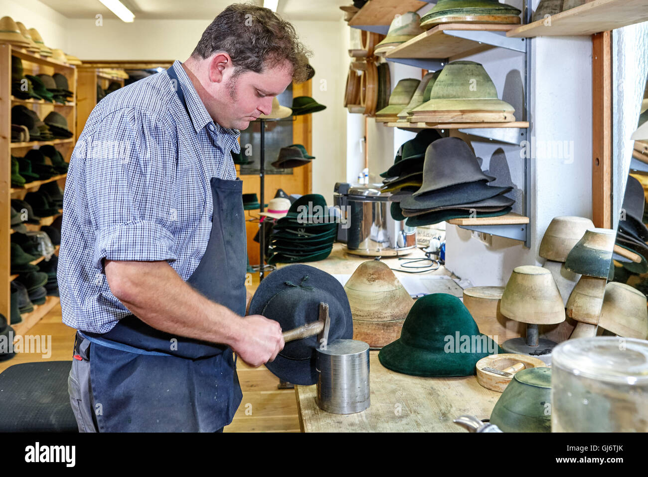 Milliner, craftsman, workshop Stock Photo - Alamy