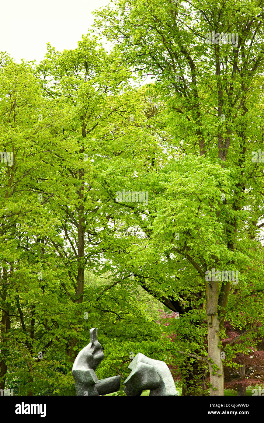 Great Britain, London, sculpture, park, garden, spring Stock Photo - Alamy