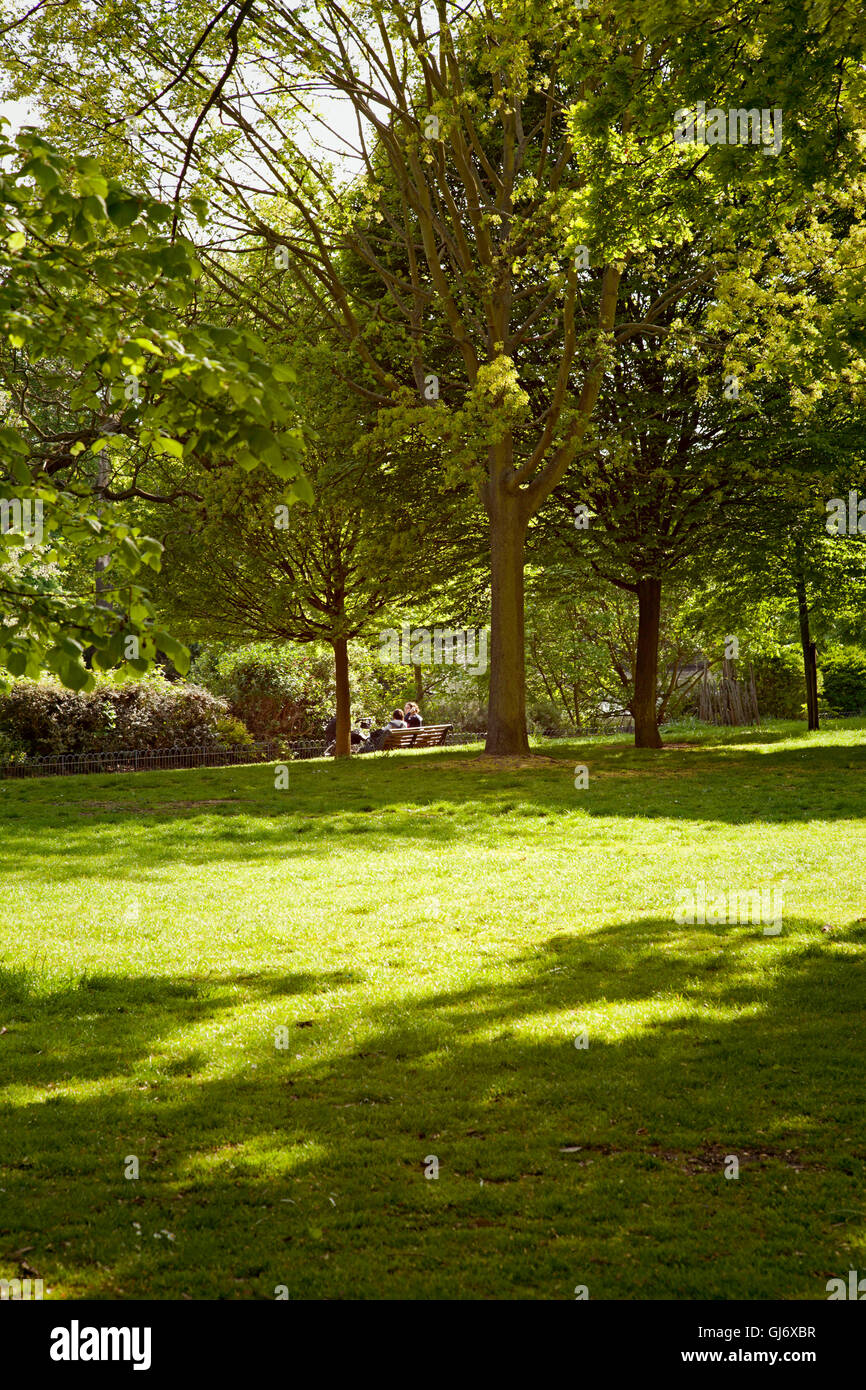 Great Britain, London, park, grass, garden, garden architecture Stock ...