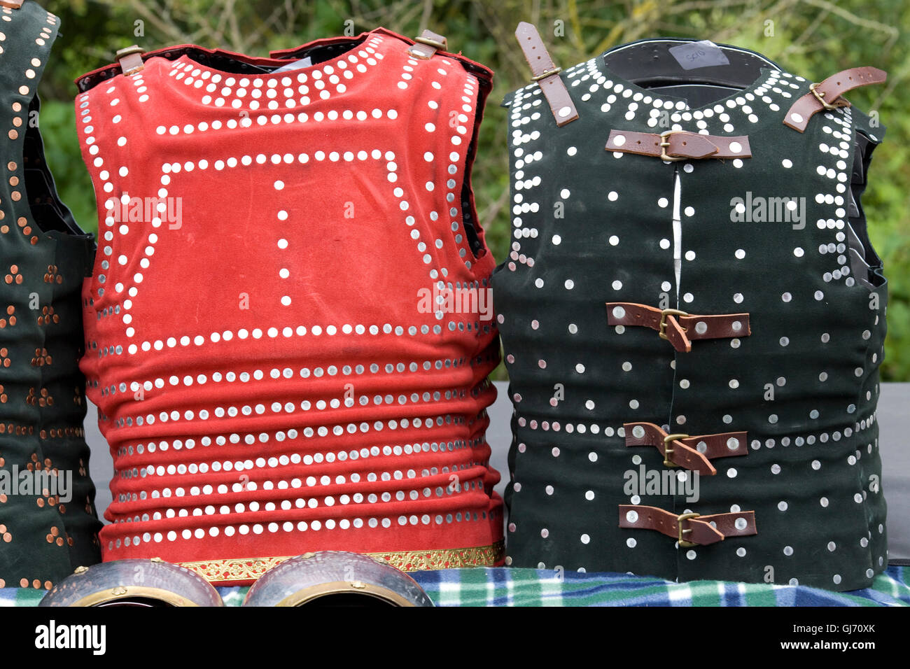 Medieval uniforms hi-res stock photography and images - Alamy