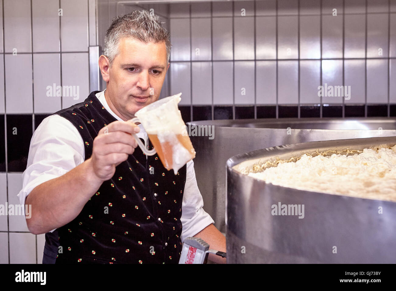 Munich brewery cellar hi-res stock photography and images - Alamy