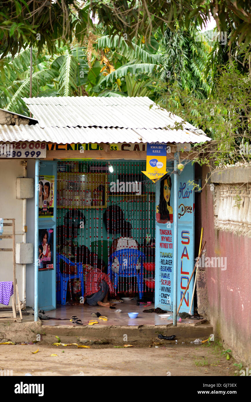 Kigamboni hi-res stock photography and images - Alamy