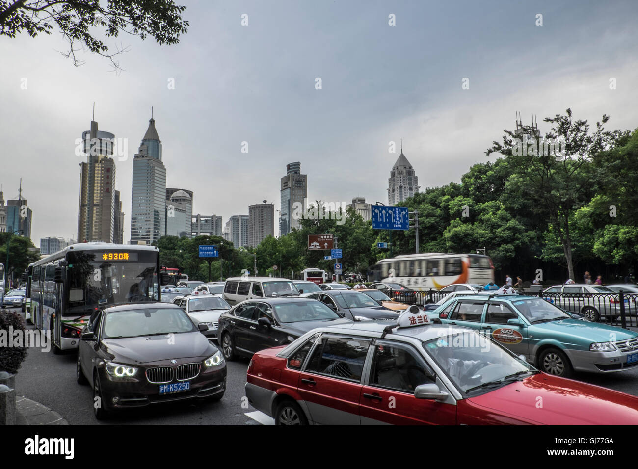 Traffic in Shanghai Stock Photo - Alamy