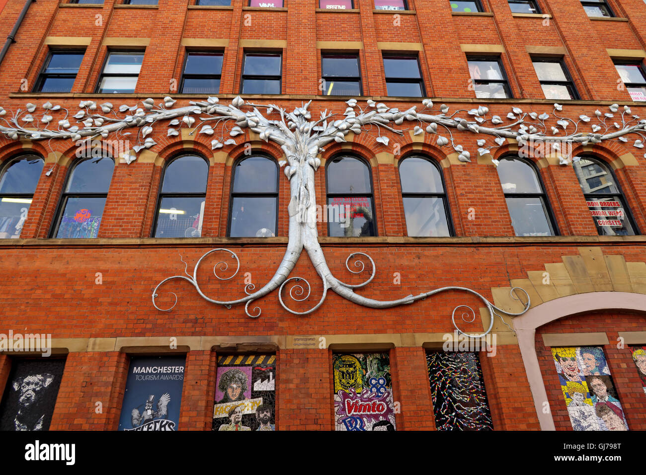 Afflecks Palace Manchester - Side of building artwork Stock Photo - Alamy