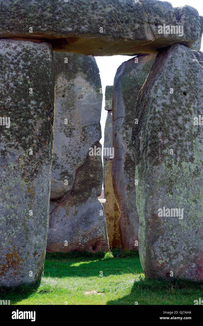 LOOKING INTO THE STONES Stock Photo - Alamy