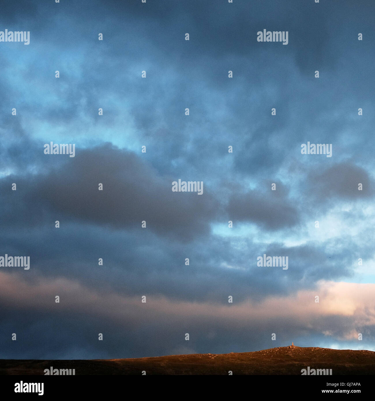 Coudy skies hi-res stock photography and images - Alamy