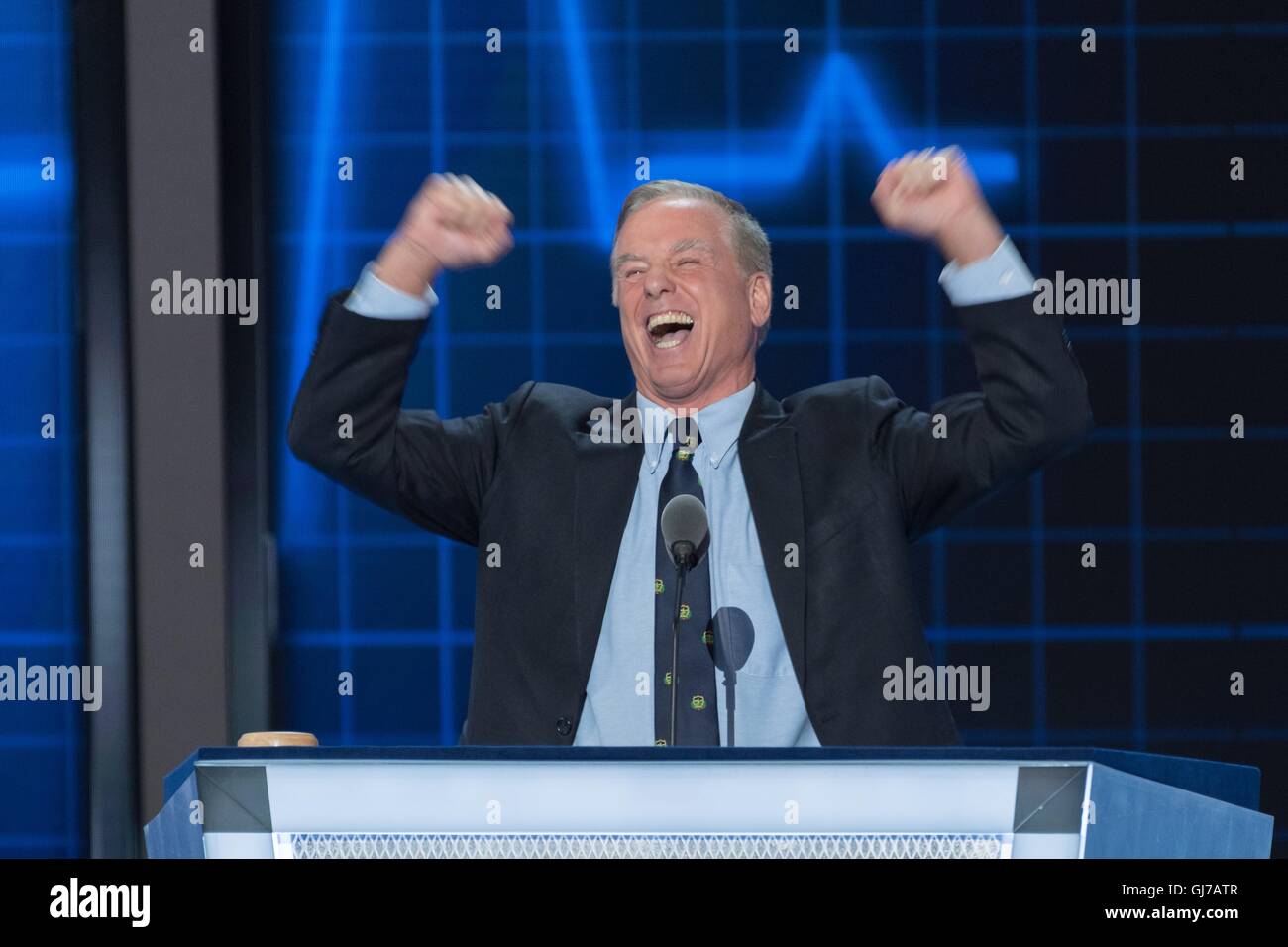 Former Vermont Gov. Howard Dean recreates his famous scream after his ...