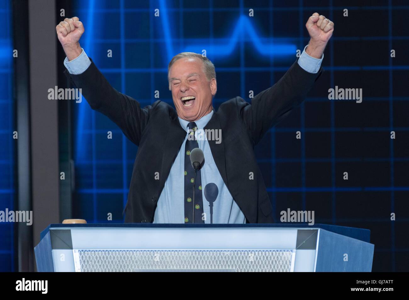 Former Vermont Gov. Howard Dean recreates his famous scream after his ...