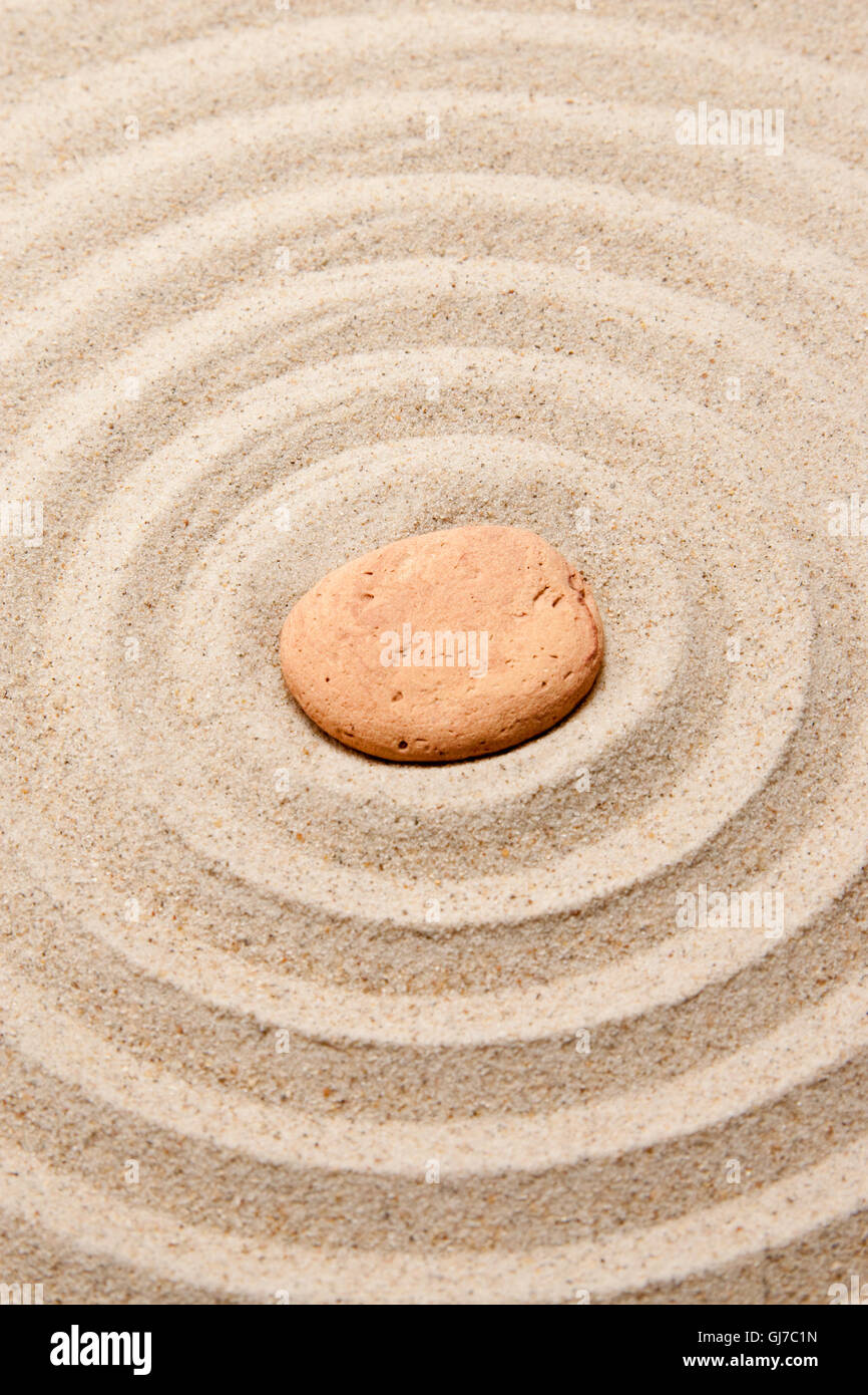 Round circles sand hi-res stock photography and images - Alamy