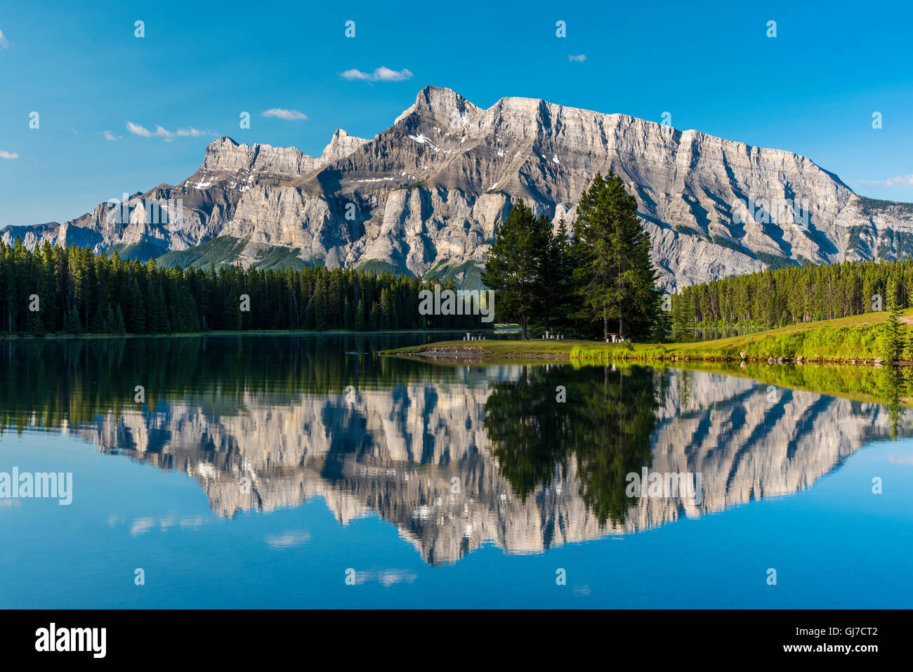 Two Jake Lake, Banff National Park, Alberta, Canada Stock Photo - Alamy