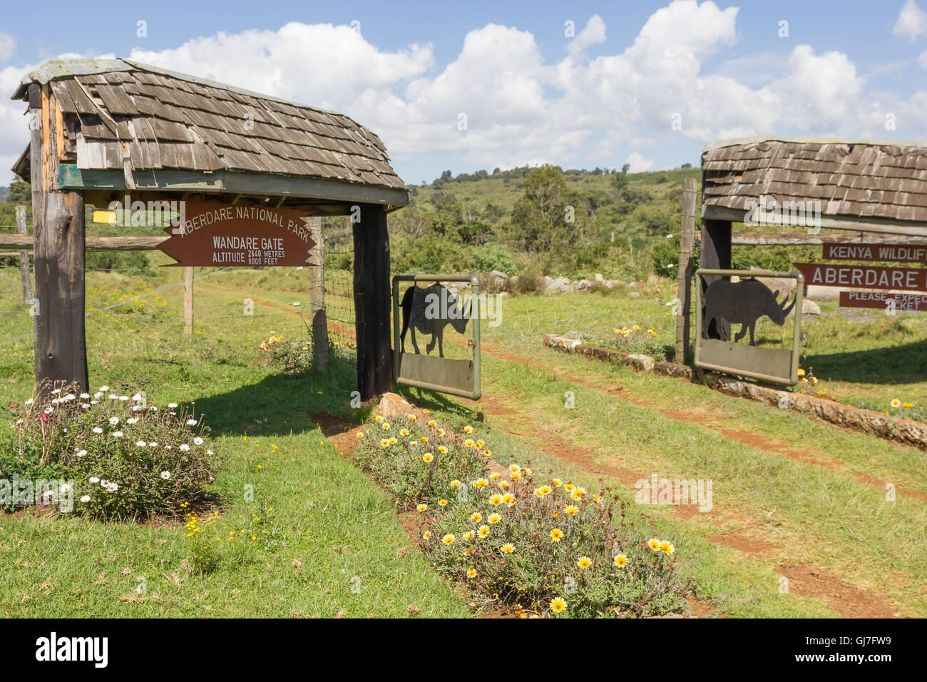 Safari park gate hi-res stock photography and images - Alamy