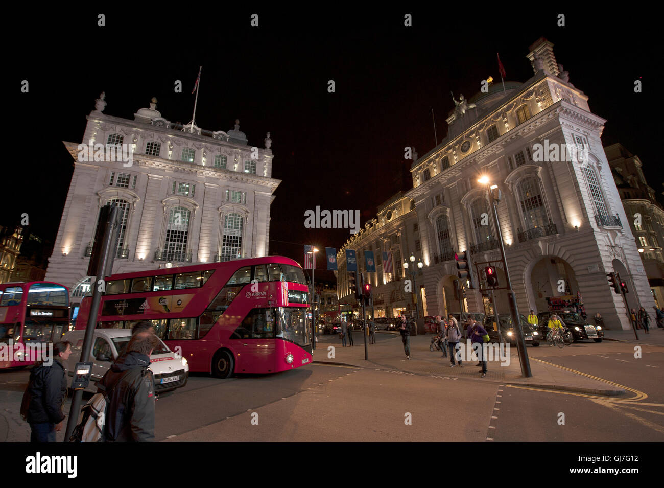 Nightlife in Piccadilly Circus, London, England, United Kingdom Stock ...