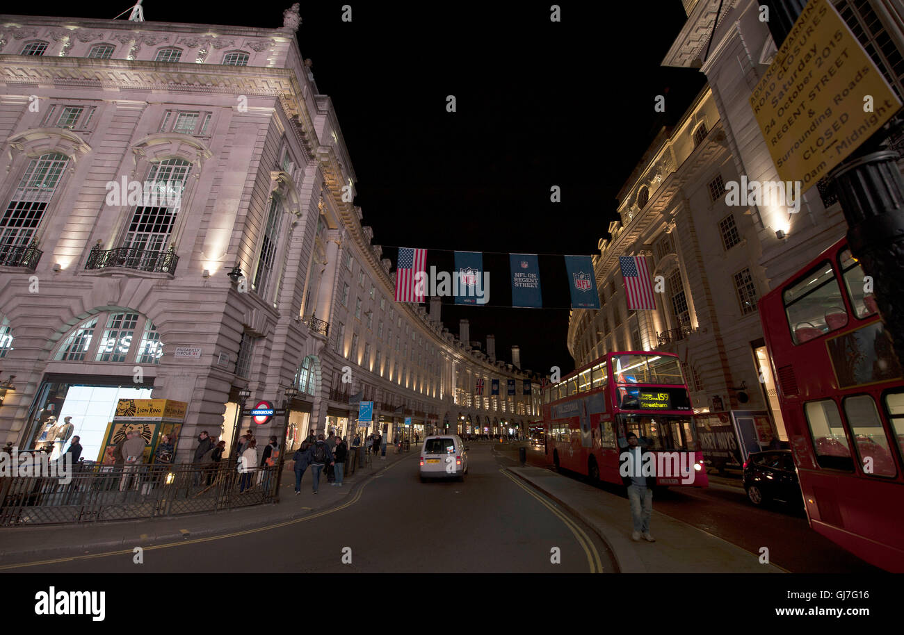 Nightlife in Piccadilly Circus, London, England, United Kingdom Stock ...