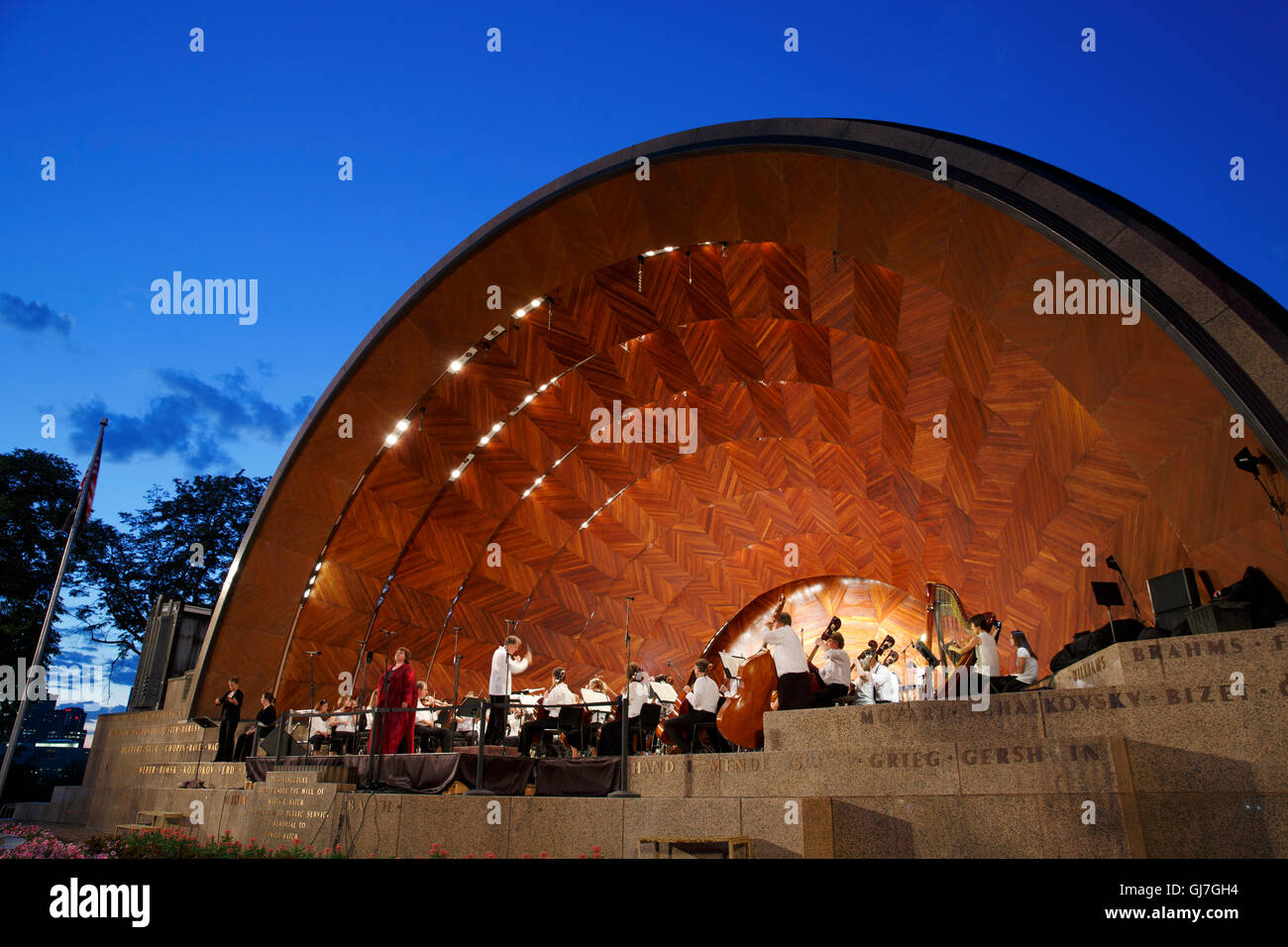 Hatch Shell Boston High Resolution Stock Photography and Images - Alamy
