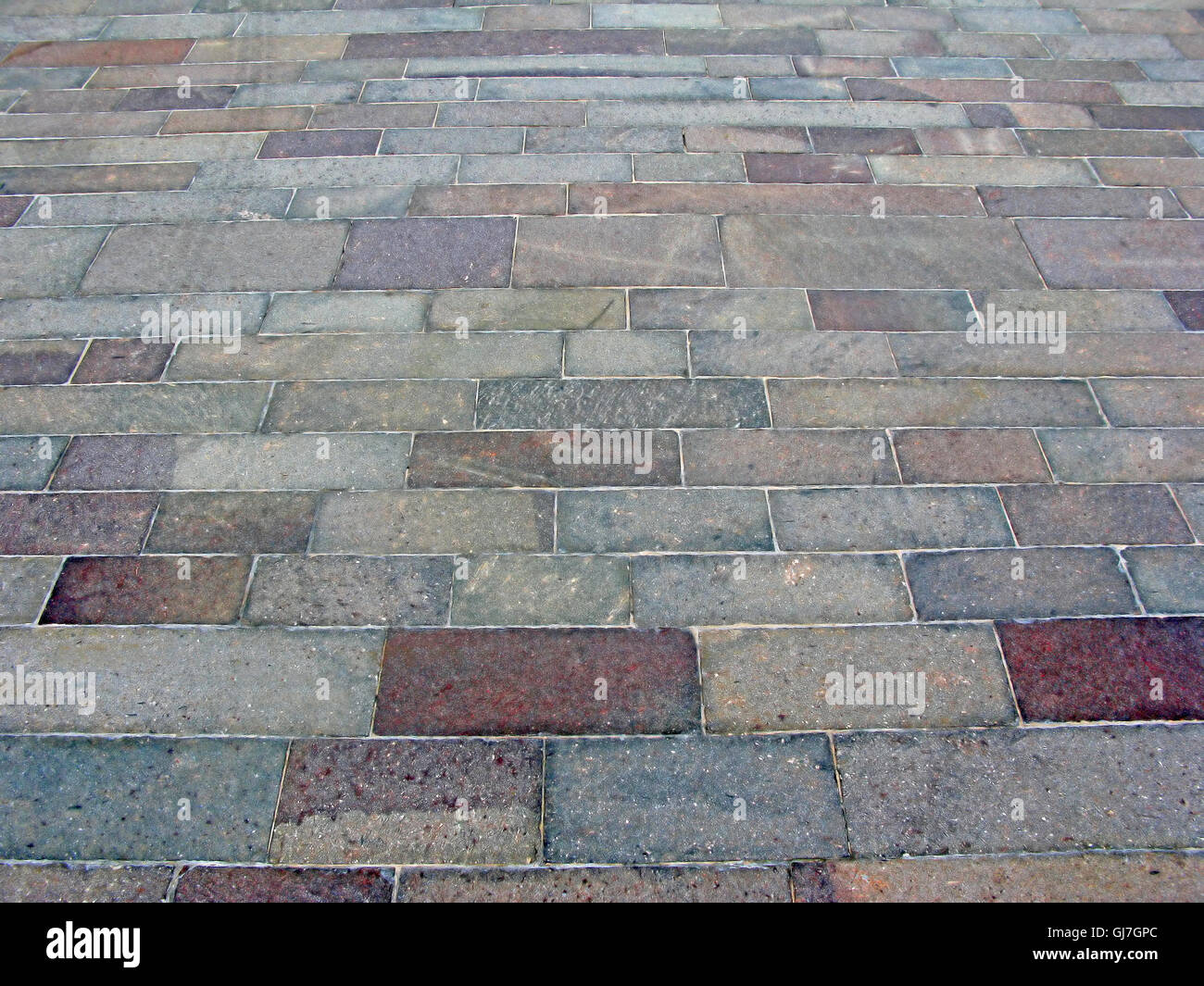 A path of bricks that creates a pattern Stock Photo - Alamy