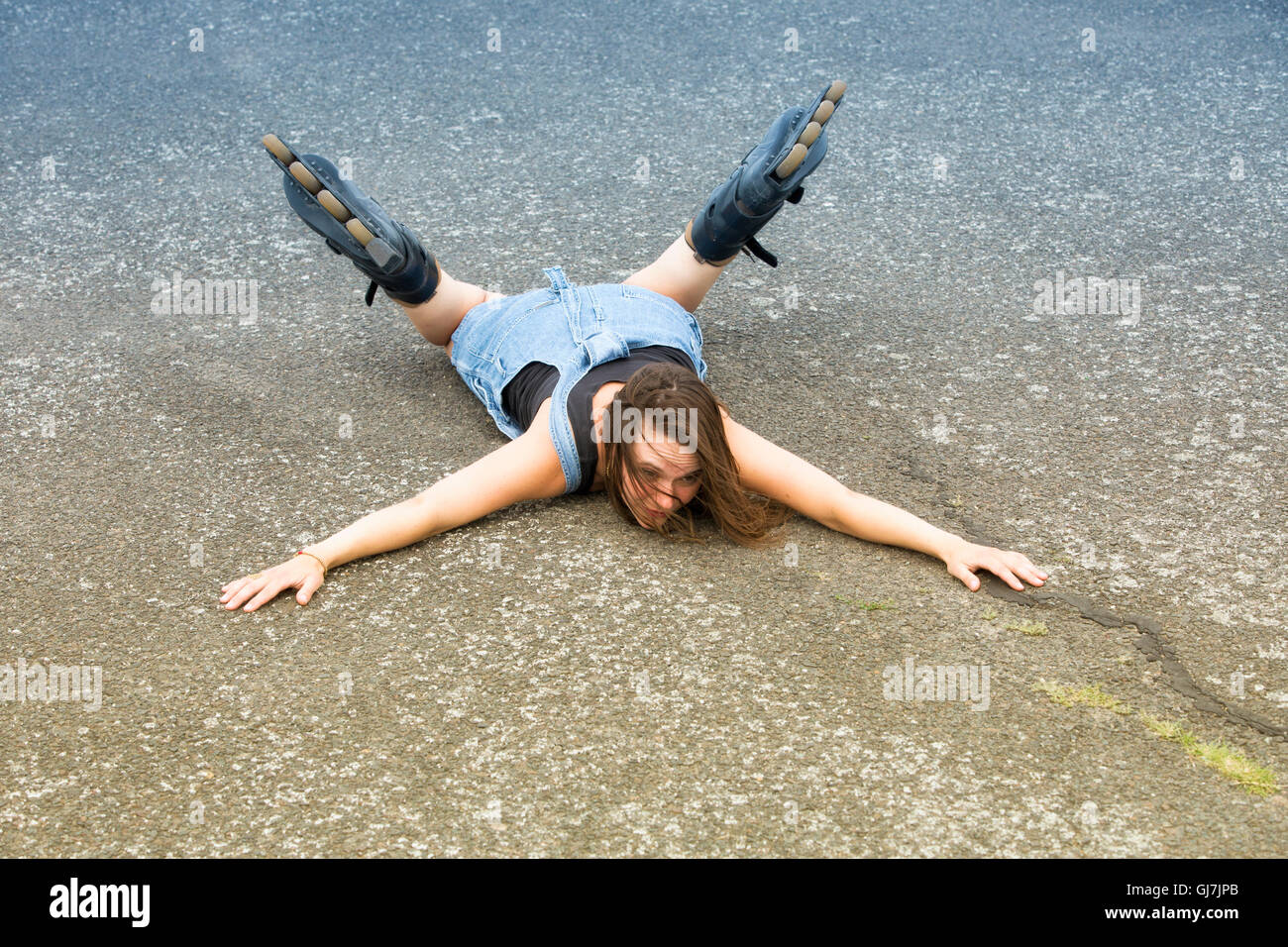 Injured woman after accident hi-res stock photography and images - Alamy