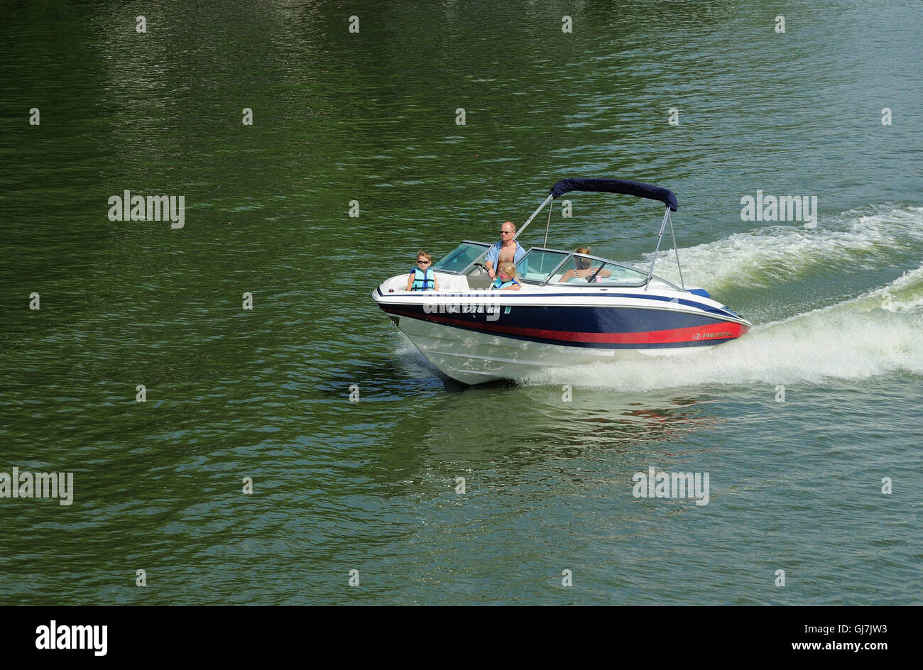Pleasure_craft hi-res stock photography and images - Alamy