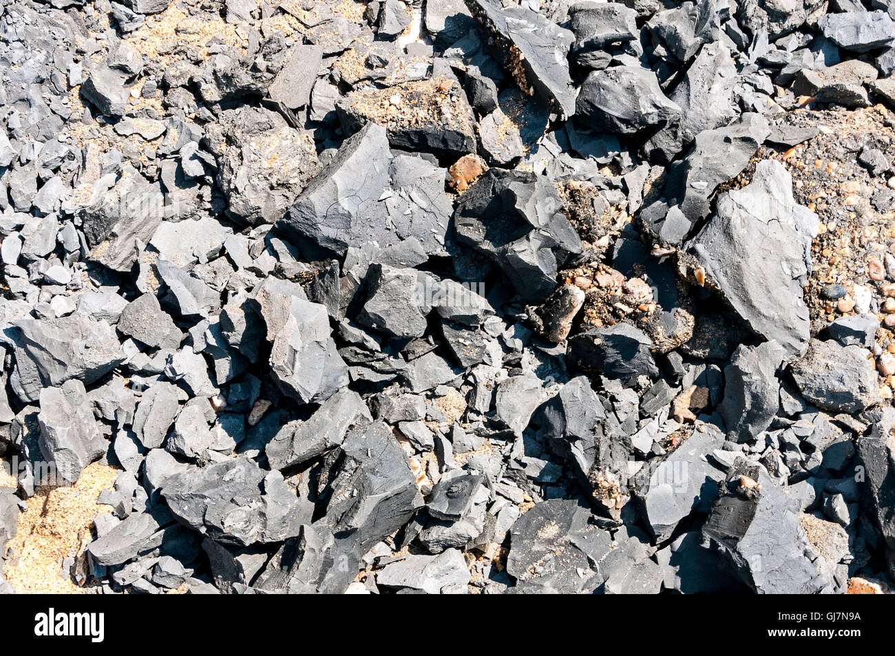 Conchoidal fractures hi-res stock photography and images - Alamy