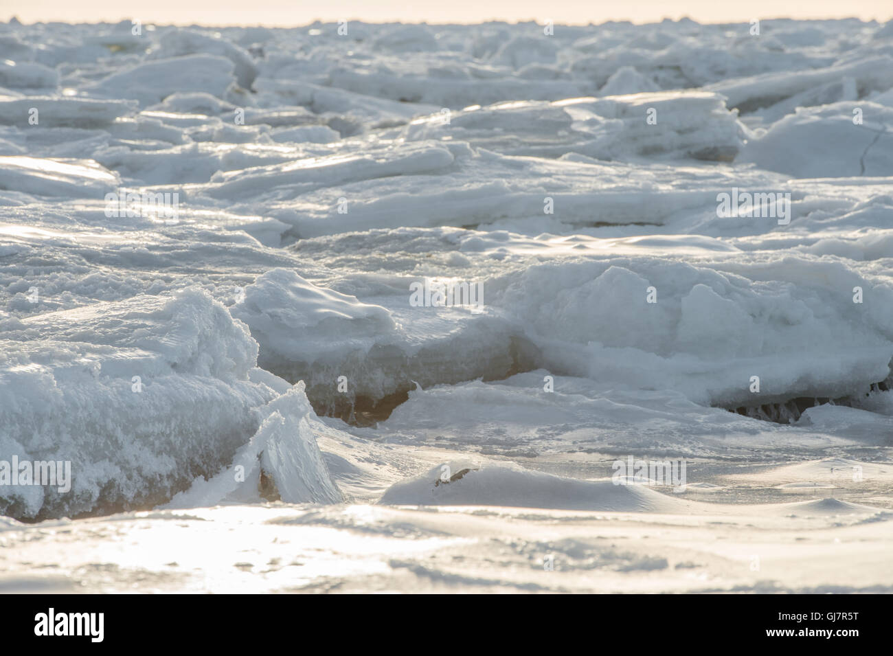 Ice, frozen Tundra Stock Photo - Alamy