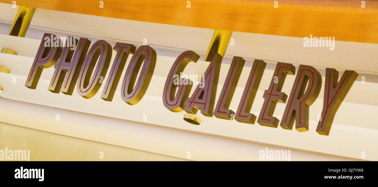 Photo gallery sign Stock Photo - Alamy