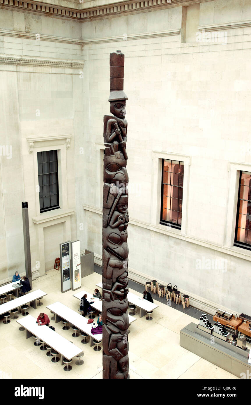 Museum, architecture, interior shot, historical Stock Photo - Alamy