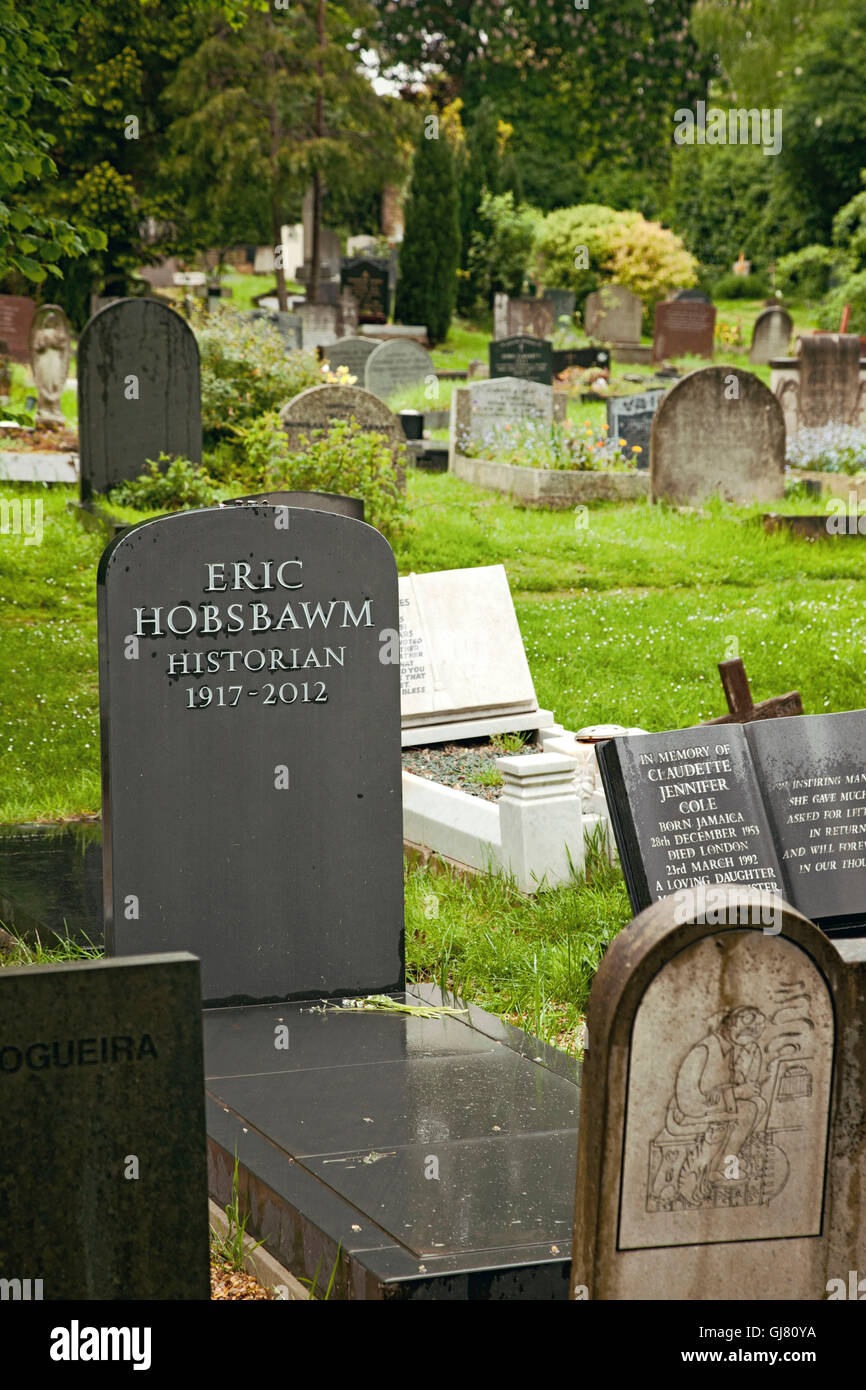 Cemetery, gravestone, memory, trees Stock Photo - Alamy