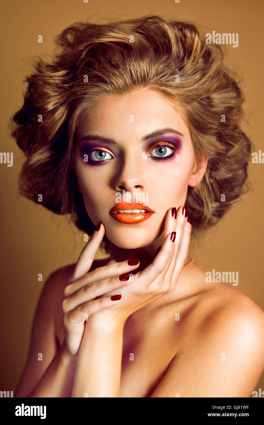 Hands Little Bit High Resolution Stock Photography and Images - Alamy