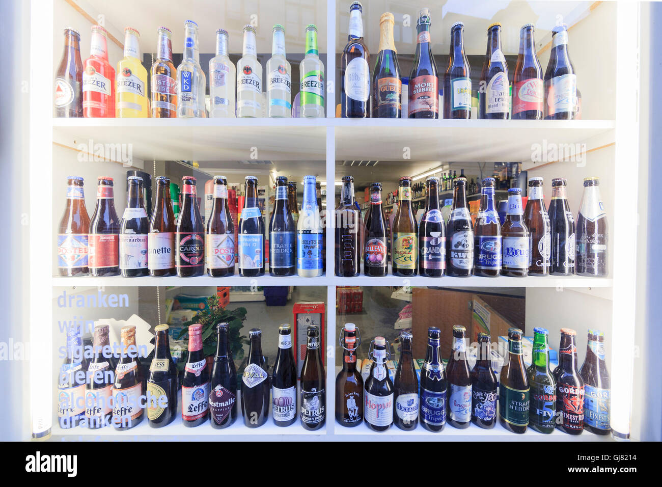 Beer kiosk hi-res stock photography and images - Alamy