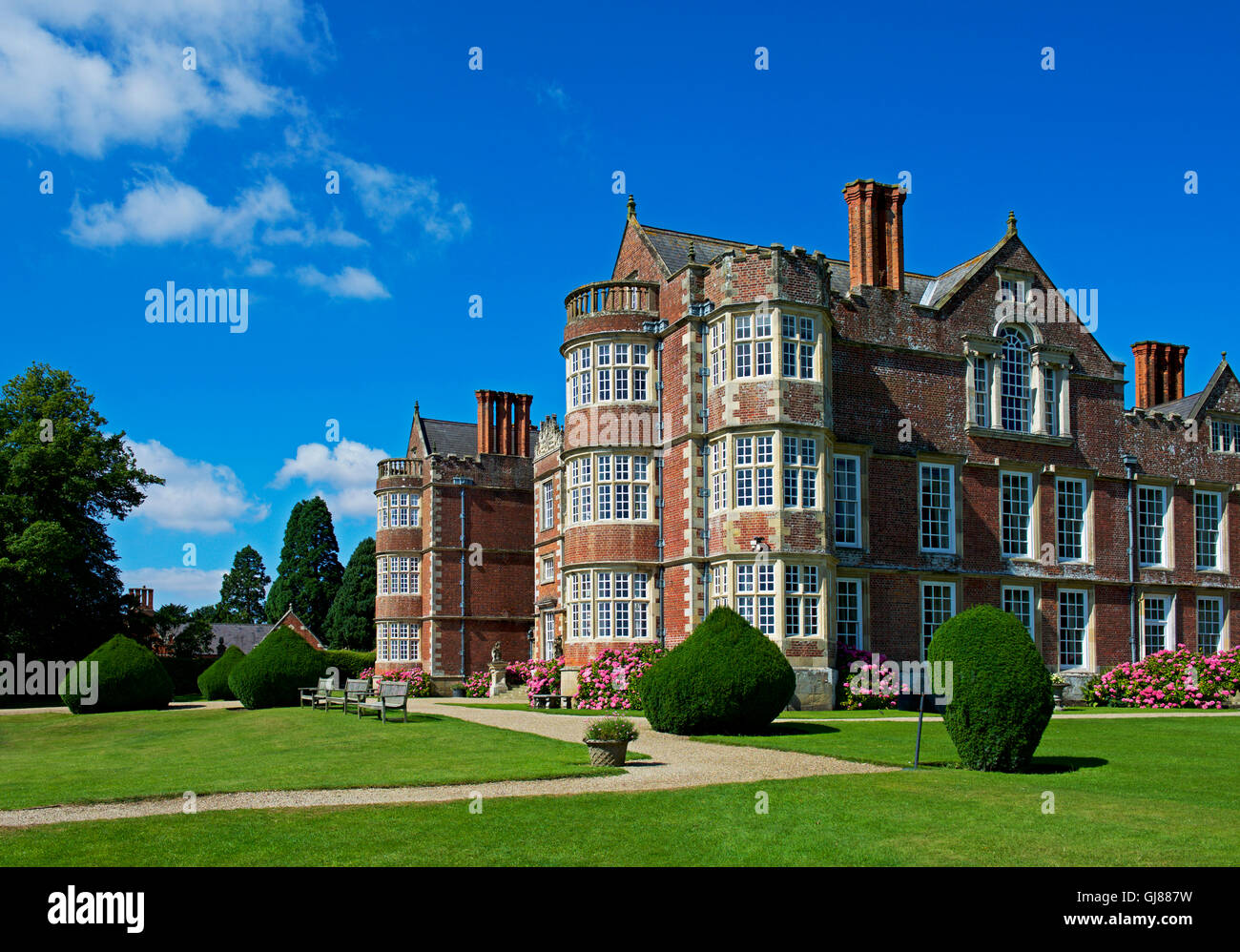 Burton Agnes Hall East Yorkshire Stock Photos & Burton Agnes Hall East ...