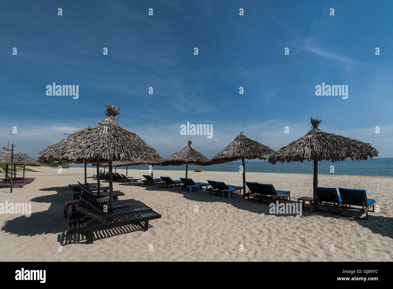 Vietnam hoi an beach hi-res stock photography and images - Alamy