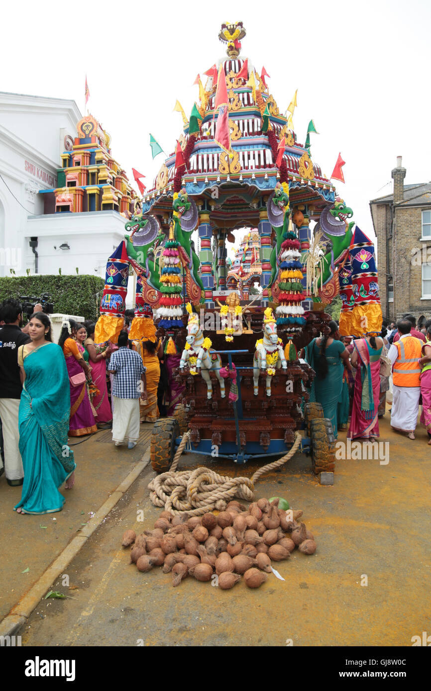London, UK. 14th August, 2016. Kavadi Attam annual Tamil chariot ...