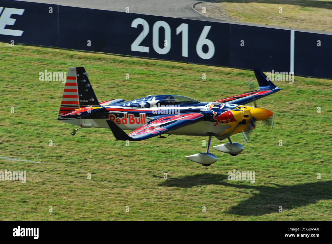 Ascot Uk 13th August 2016 Kirby Chambliss Usa Taking Off In His