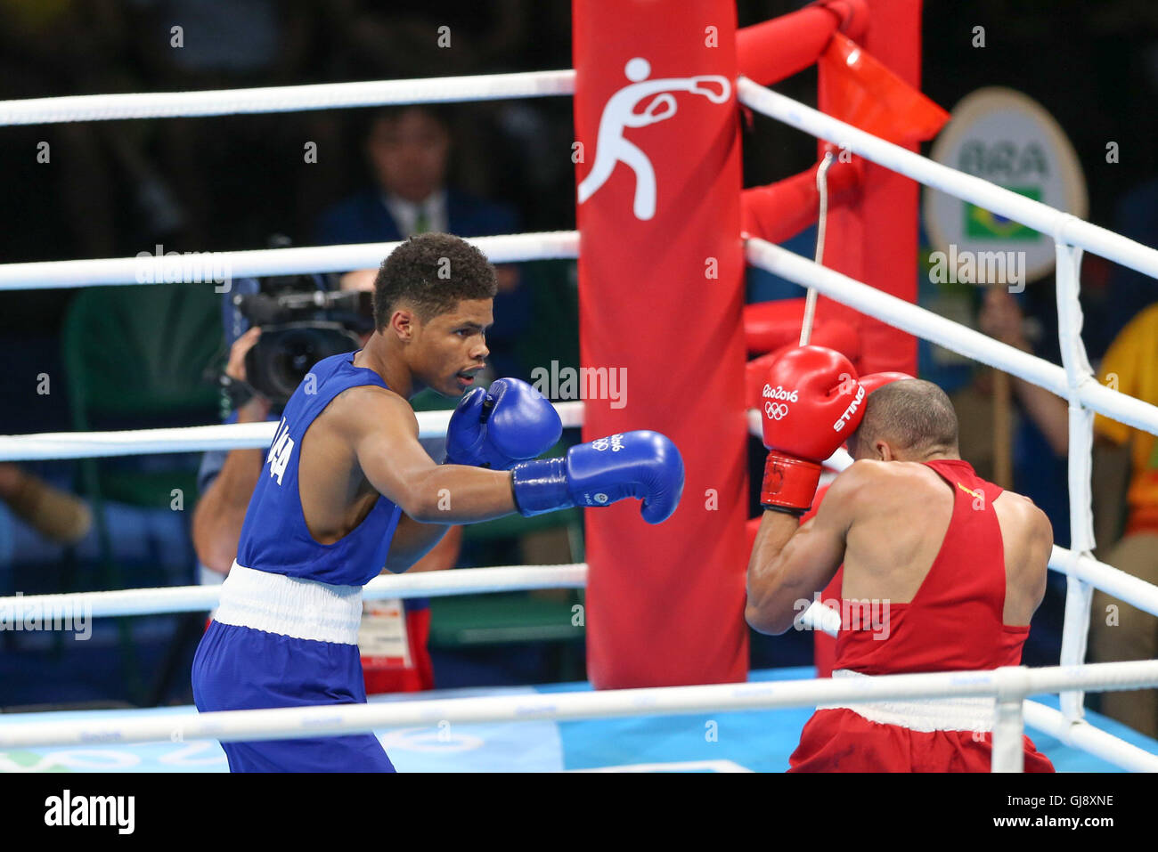 Mens boxe hi-res stock photography and images - Alamy