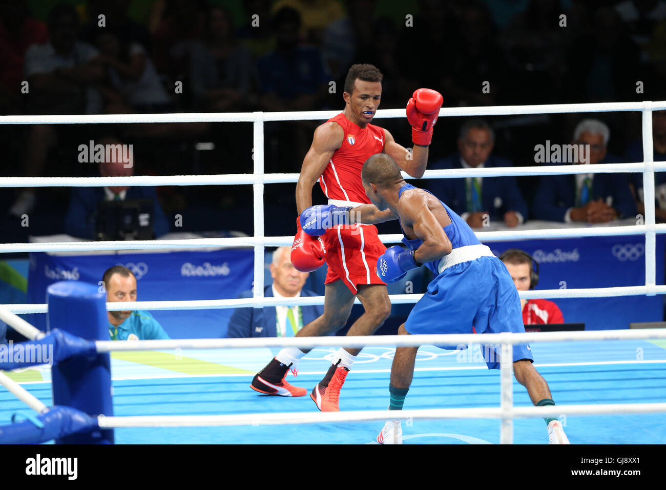 Mens boxe hi-res stock photography and images - Alamy