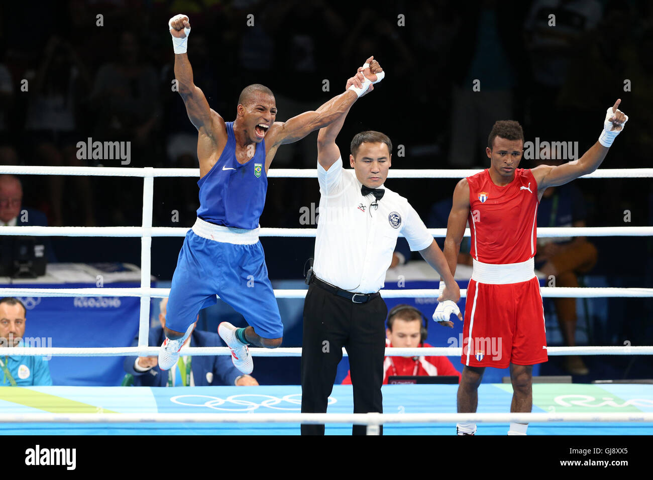 Mens boxe hi-res stock photography and images - Alamy