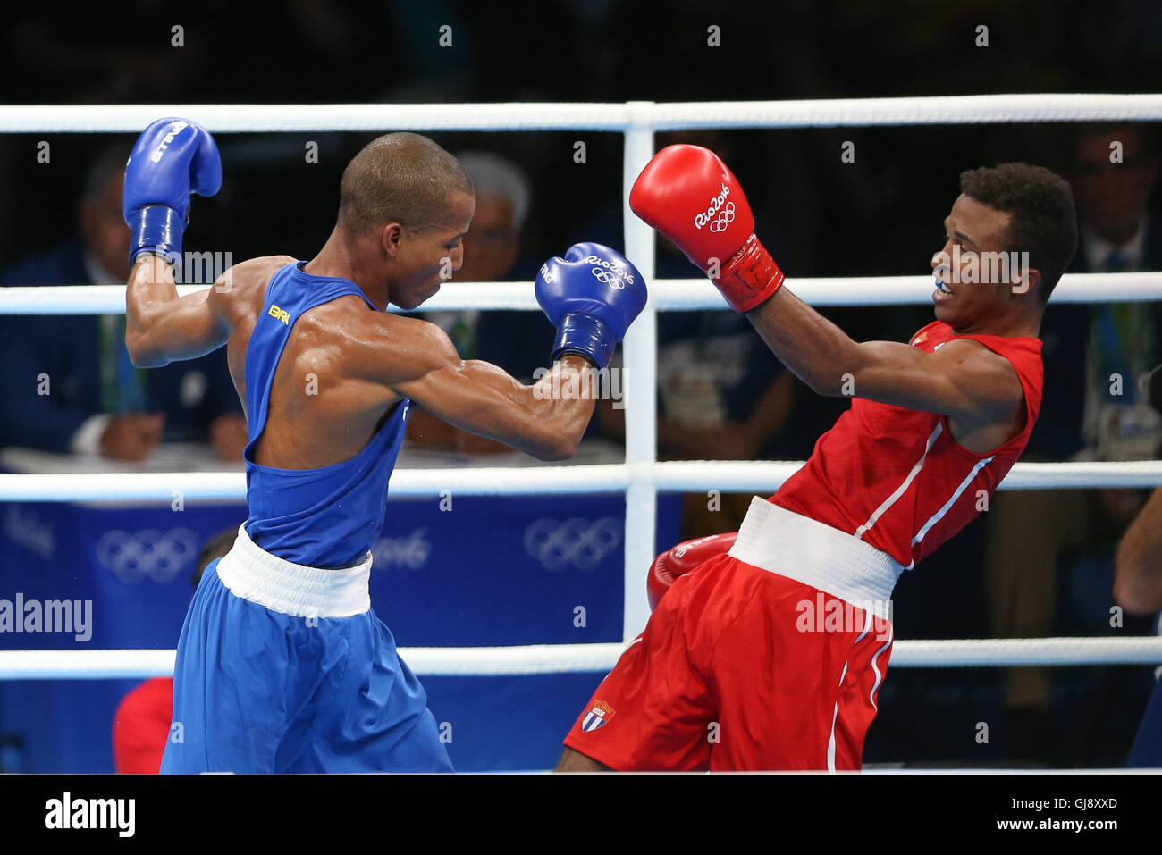 Mens boxe hi-res stock photography and images - Alamy
